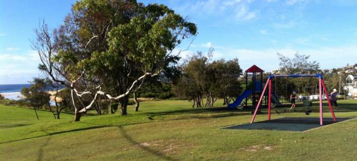 Curl Curl Beach: The Perfect Beach for Your Next Holiday - AdventureHQ