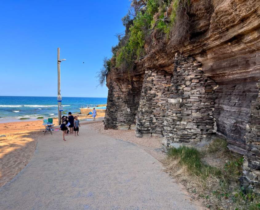 Bilgola Beach: A Day of Fun, Sun and Surf - AdventureHQ | Travel