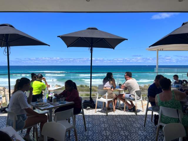 Soak Up The Sun at Elouera Beach - AdventureHQ | Travel