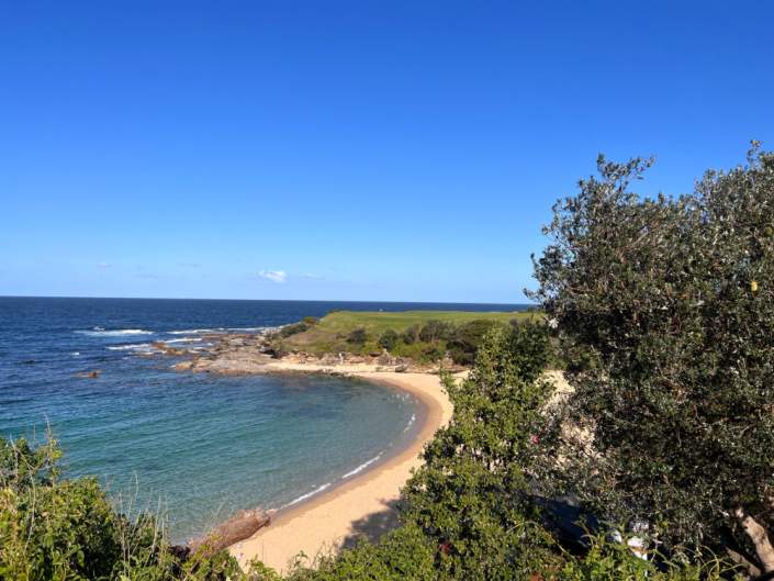 Little Bay Beach: Sydney's Hidden Gem - AdventureHQ | Travel